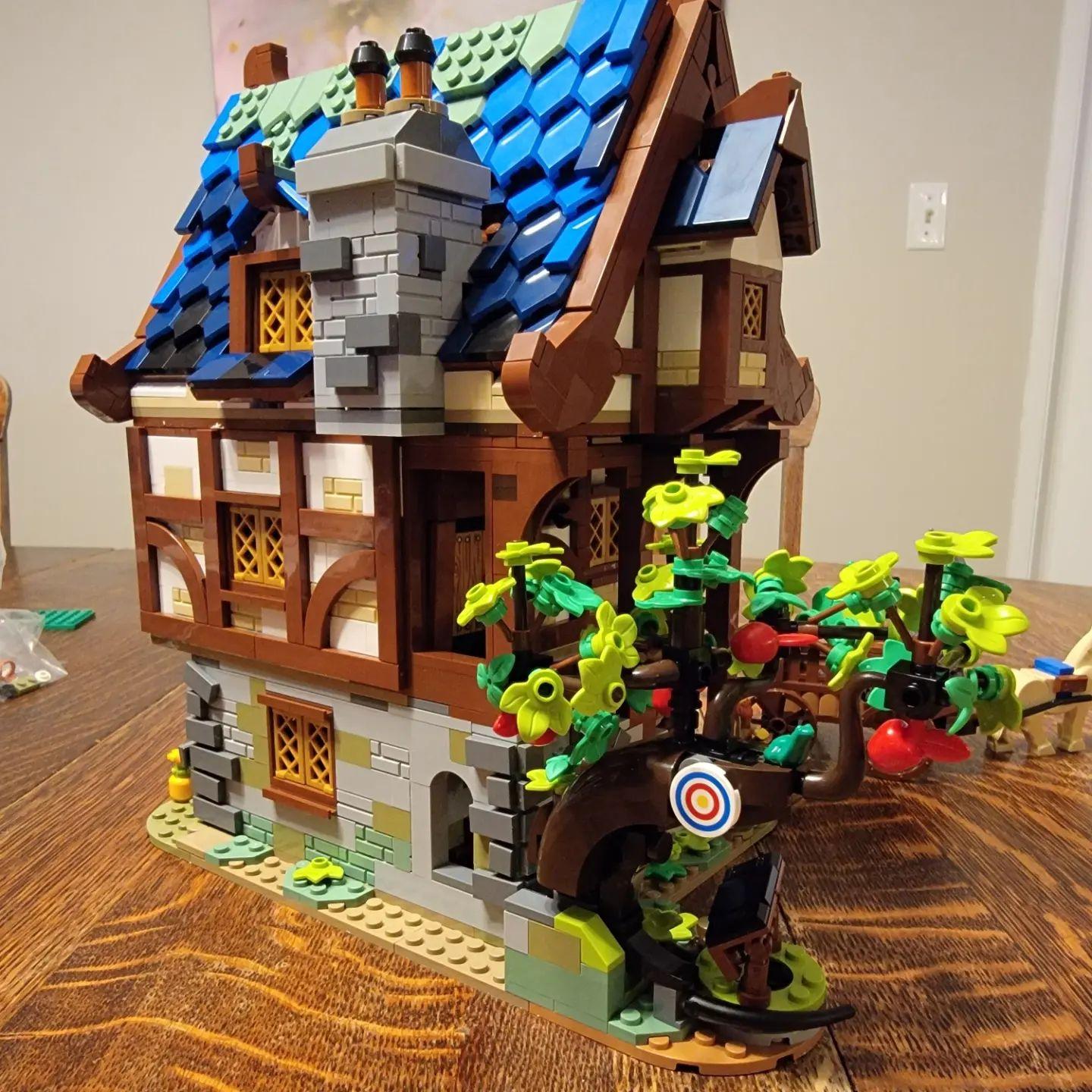 LEGO Ideas Fabbro medievale | Yeppon