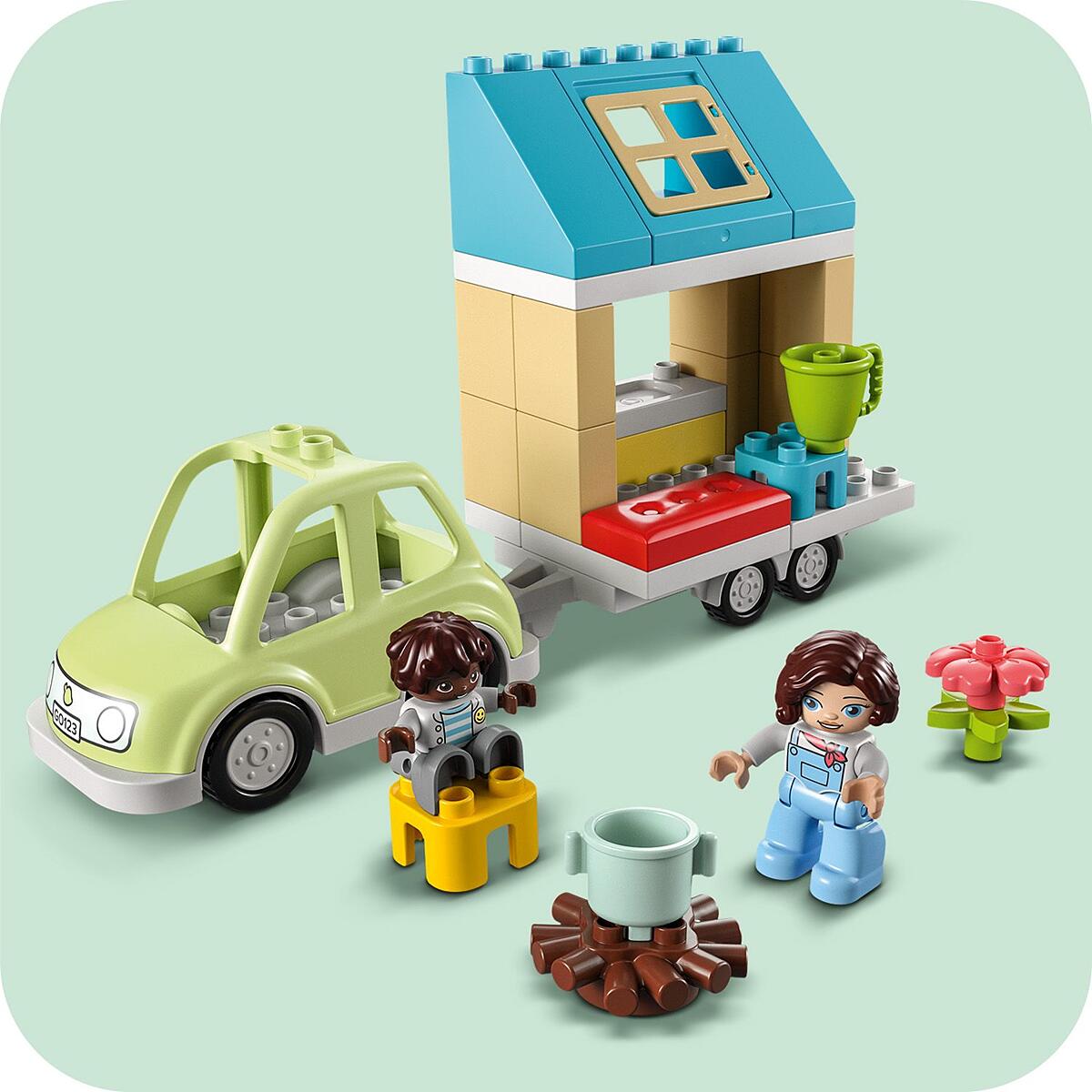 Lego Family House on Wheels | Makro