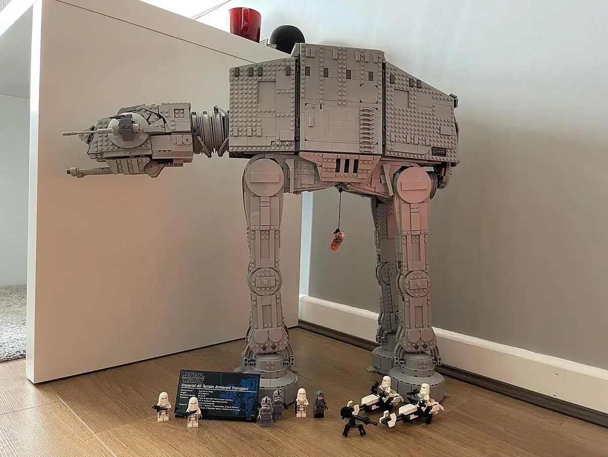 Buy LEGO® Star Wars™ AT-AT™ 75313 Online | Official LEGO® QA