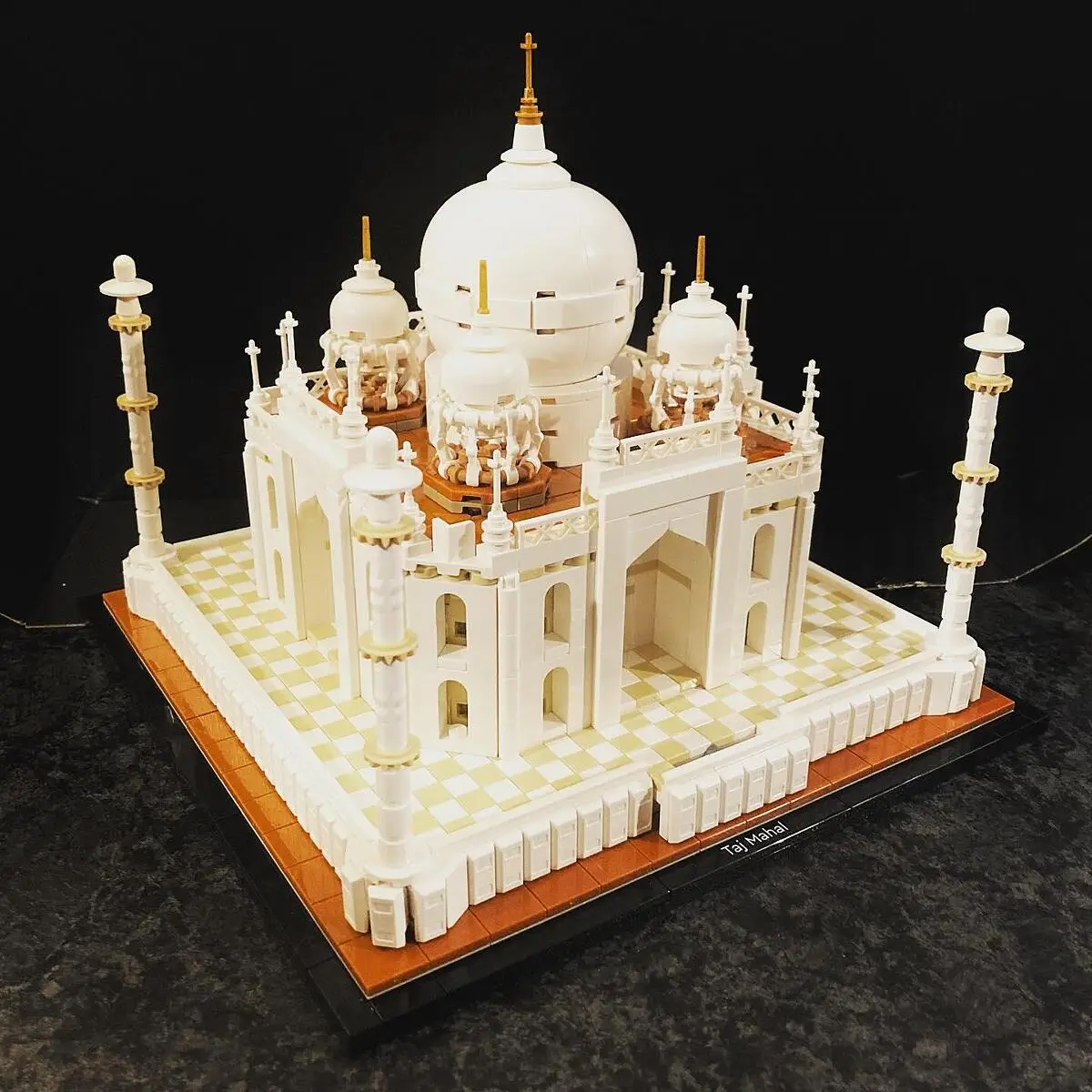 Buy LEGO® 21056 Taj Mahal Set Online | Official LEGO® QA