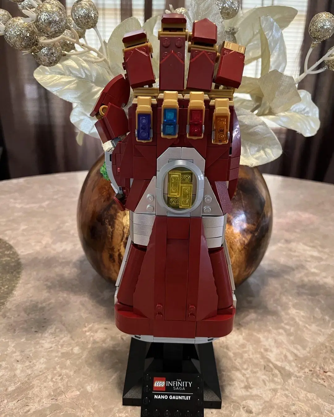 LEGO® Nano Gauntlet | Official LEGO® QA