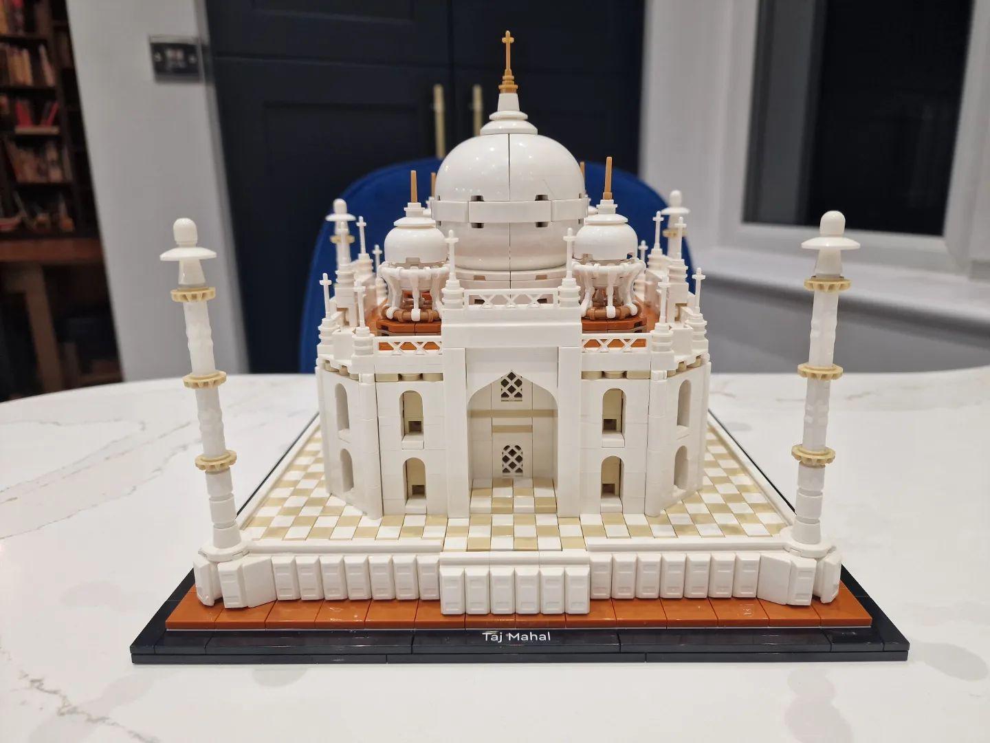 Buy LEGO® 21056 Taj Mahal Set Online | Official LEGO® QA