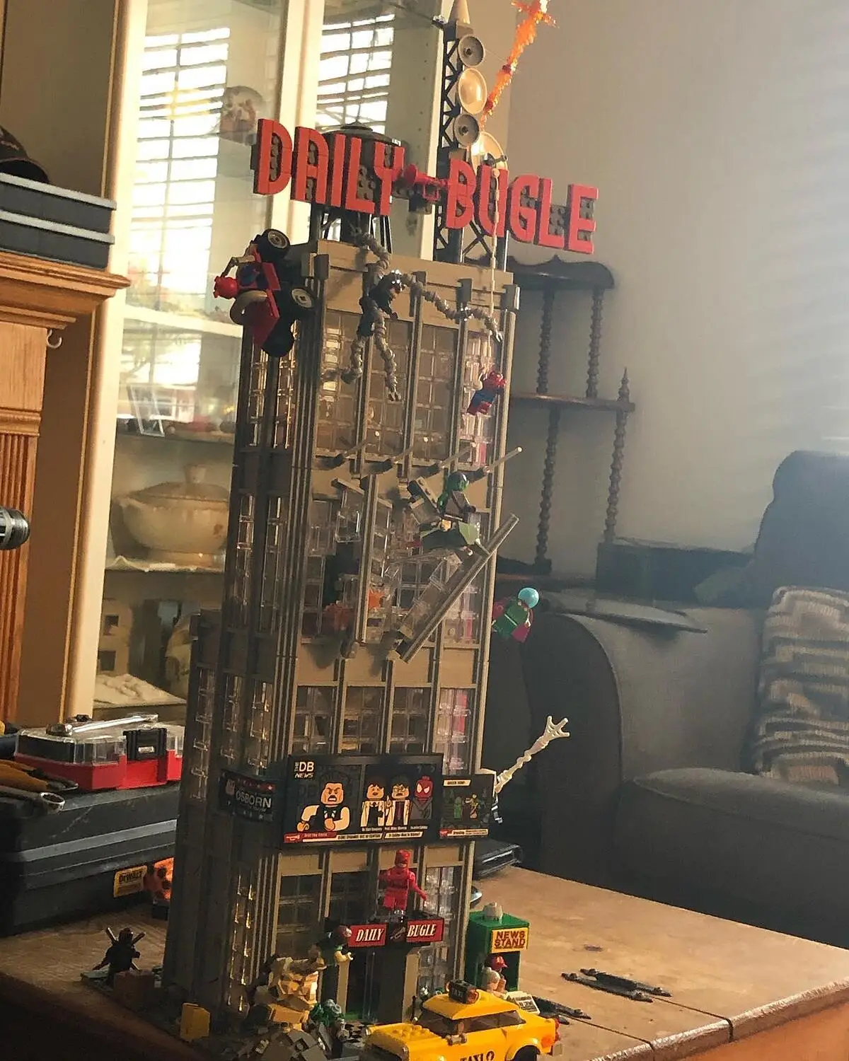 Buy LEGO® Marvel Daily Bugle 76178 Set for Adults | Official LEGO® AE