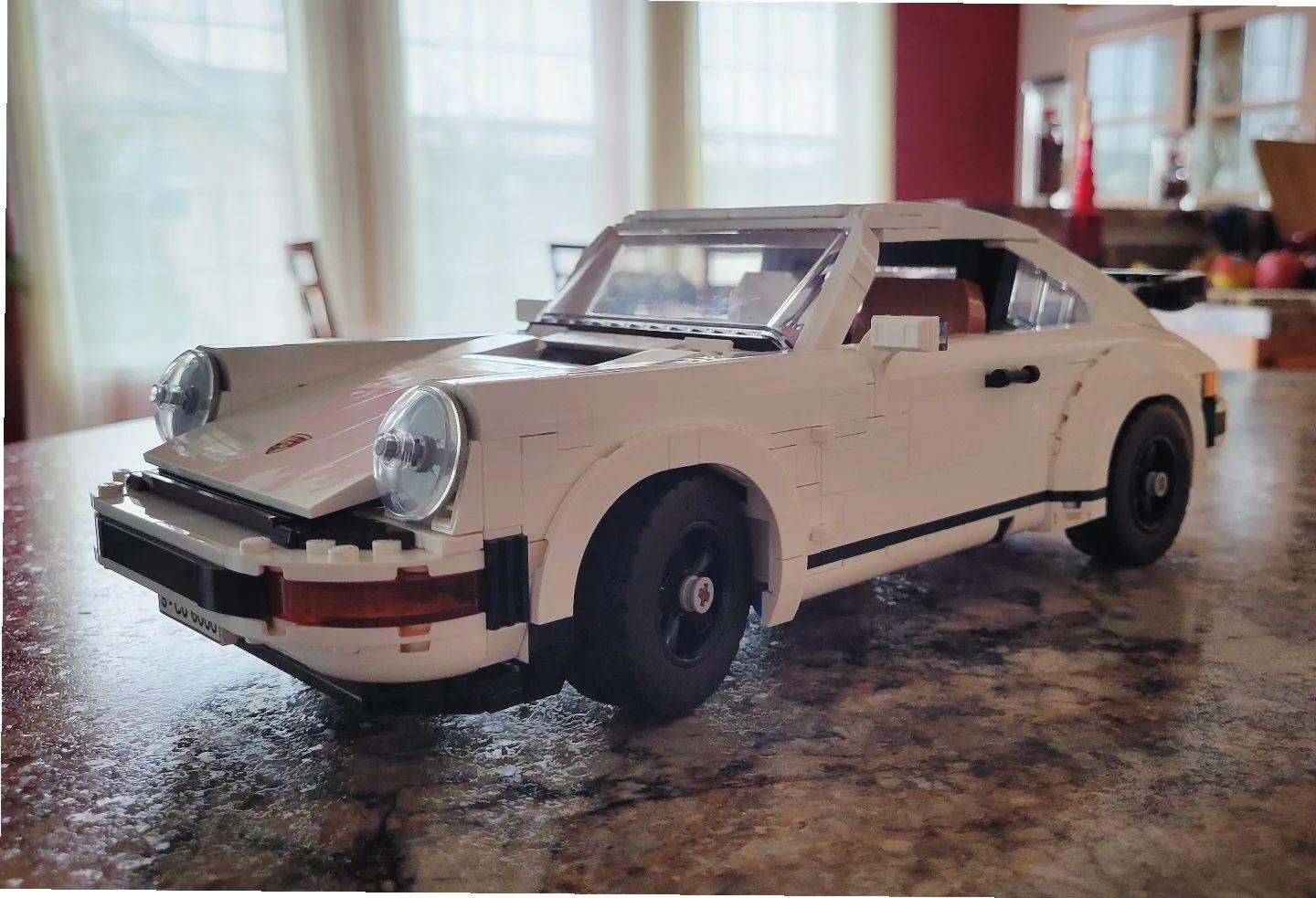 Buy LEGO® Porsche 911 10295 Set for Adults | Official LEGO® AE