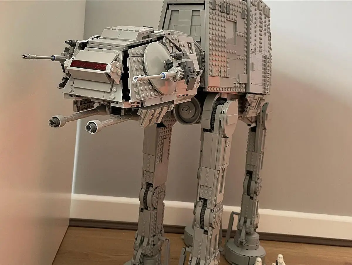 Buy LEGO® Star Wars™ AT-AT™ 75313 Online | Official LEGO® QA