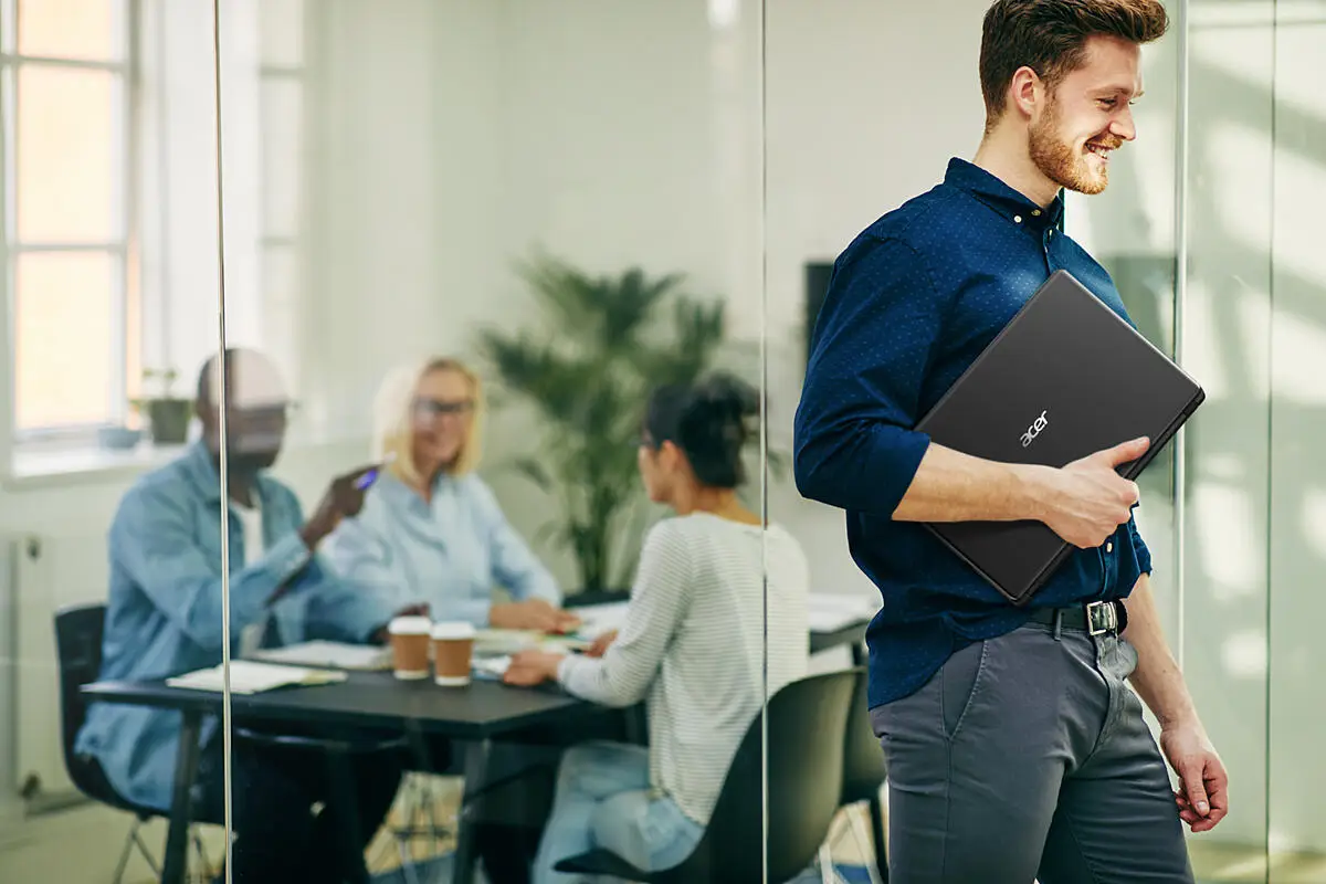 Acer Extensa 15 - Intel® Core™ i5 13420H | 16GB | 512GB SSD | 15.6" FHD ...