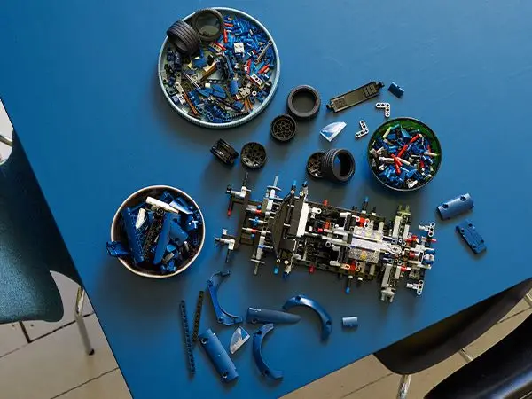 Buy LEGO® 42154 2022 Ford GT Set Online | Official LEGO® AE