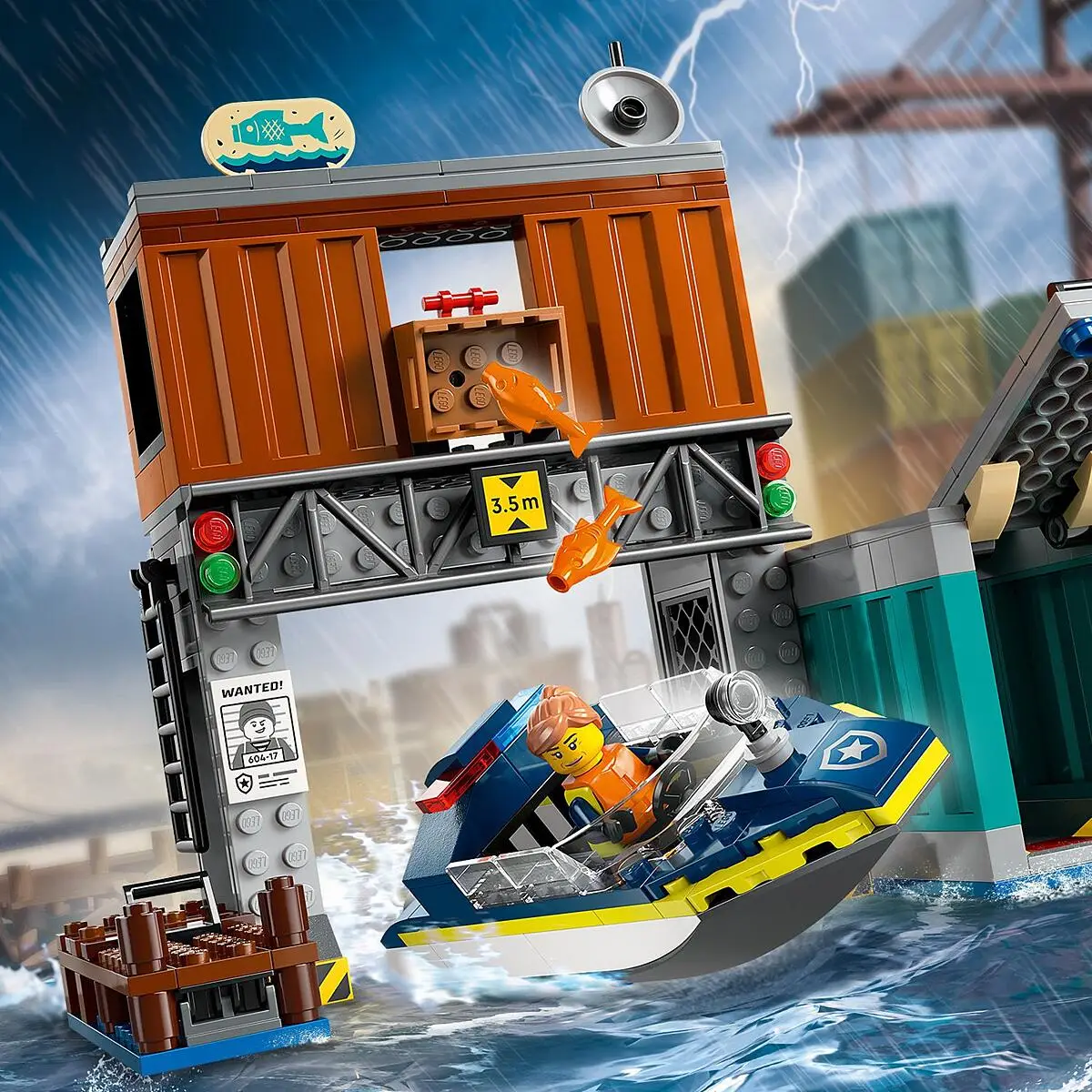 LEGO® Police Speedboat and Crooks' Hideout | Official LEGO® AE