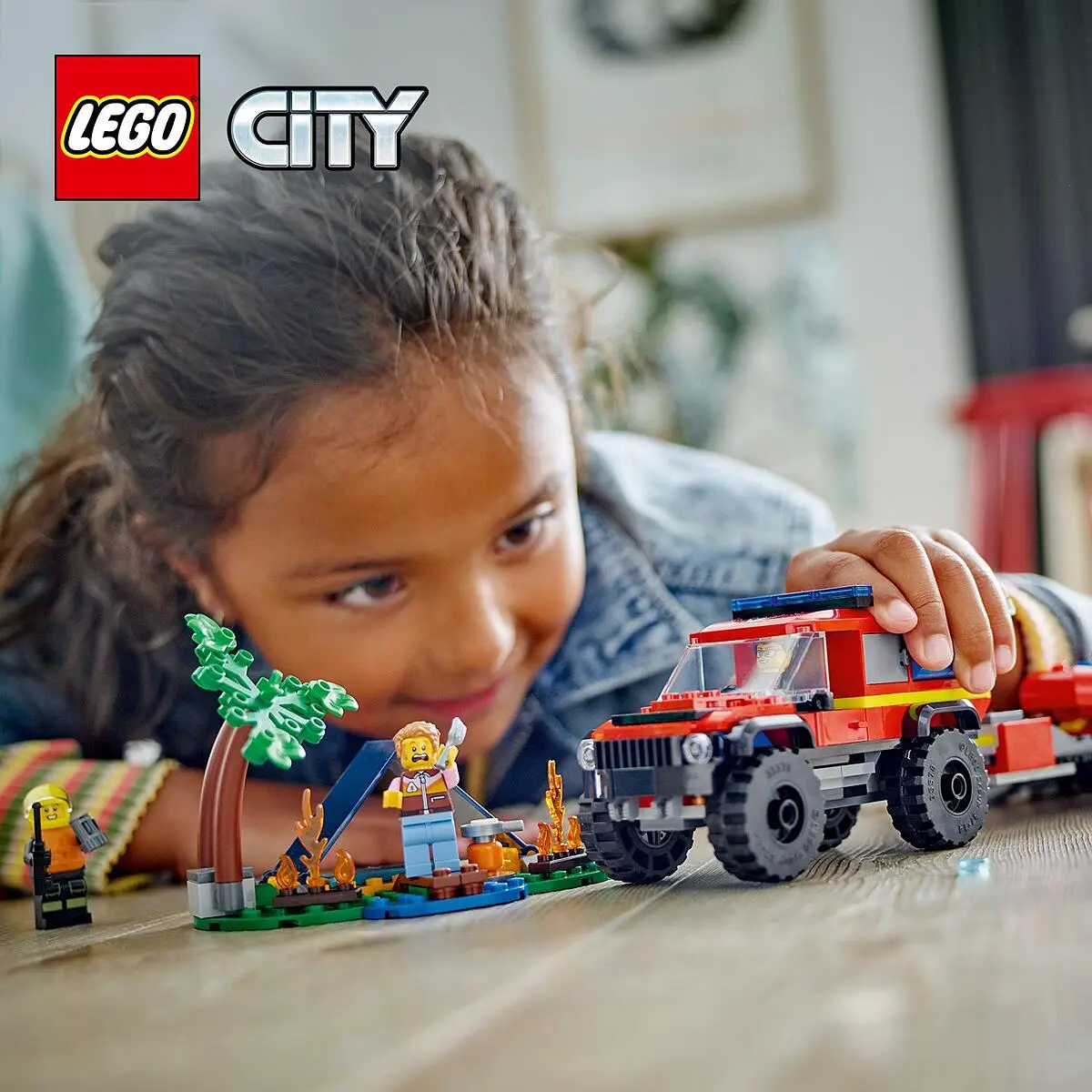 LEGO® 4x4 Fire Truck with Rescue Boat | Official LEGO® AE