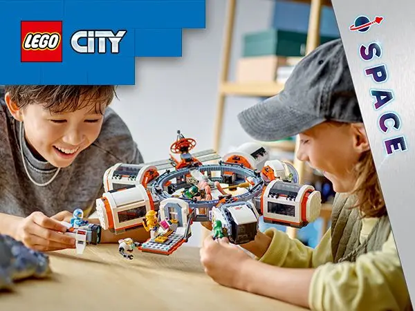 LEGO® Modular Space Station | Official LEGO® KW