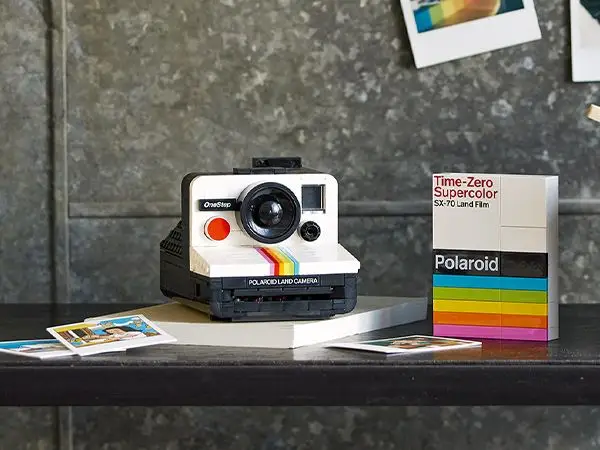 Buy LEGO® Polaroid OneStep SX-70 Camera 21345 | Official LEGO® QA
