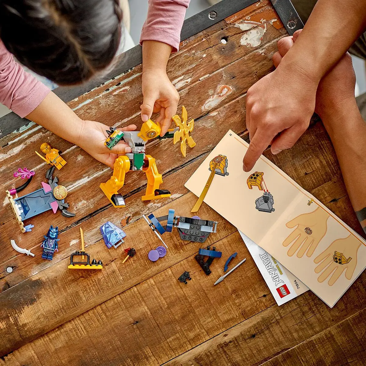 LEGO® Arin's Battle Mech | Official LEGO® QA