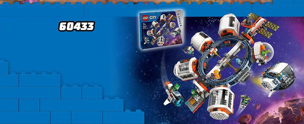 LEGO® Command Rover and Crane Loader | Official LEGO® AE