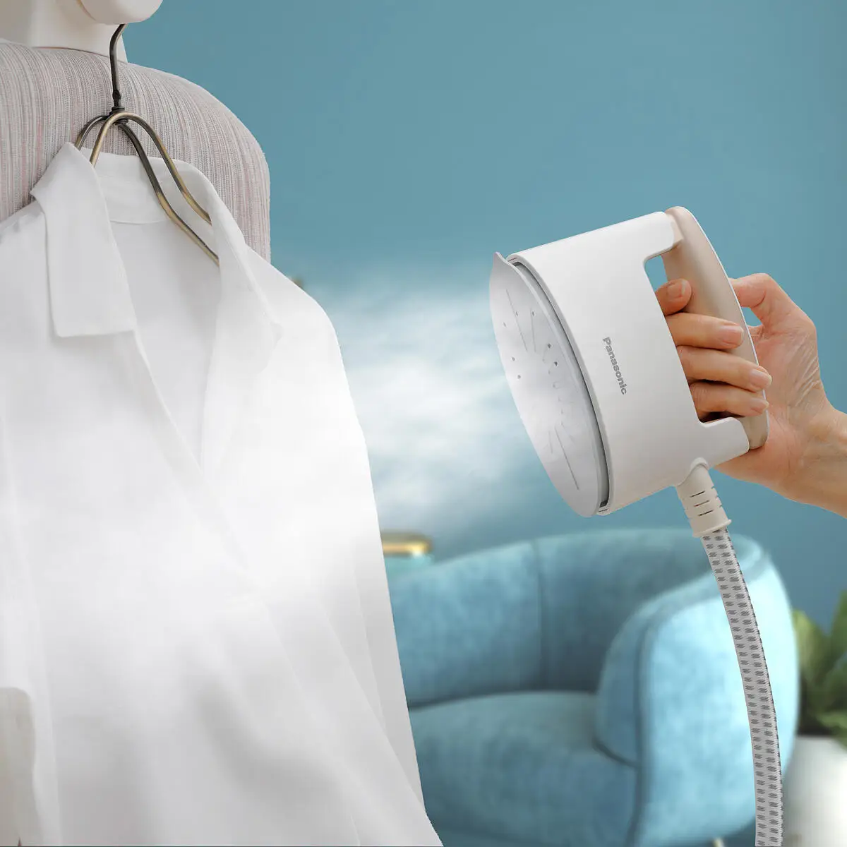 Panasonic Garment Steamer, 2400W, 1.6L Tank – Efficient Steaming